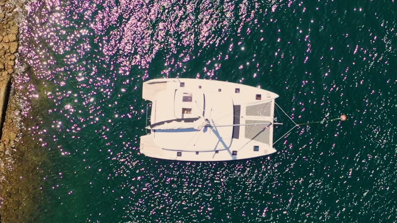 Mooring Retrieval and Bridle Setup - TMG Yachts (The Multihull Group)